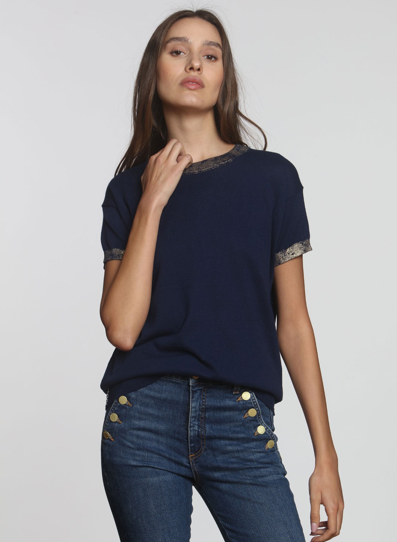 Label + Thread Goldie SS Tee – FabFindsbySarah